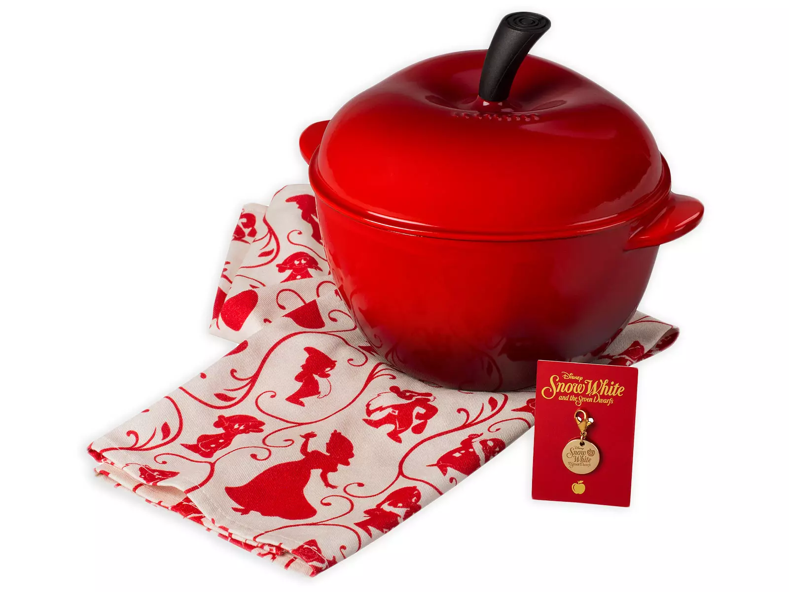 Snow white le creuset