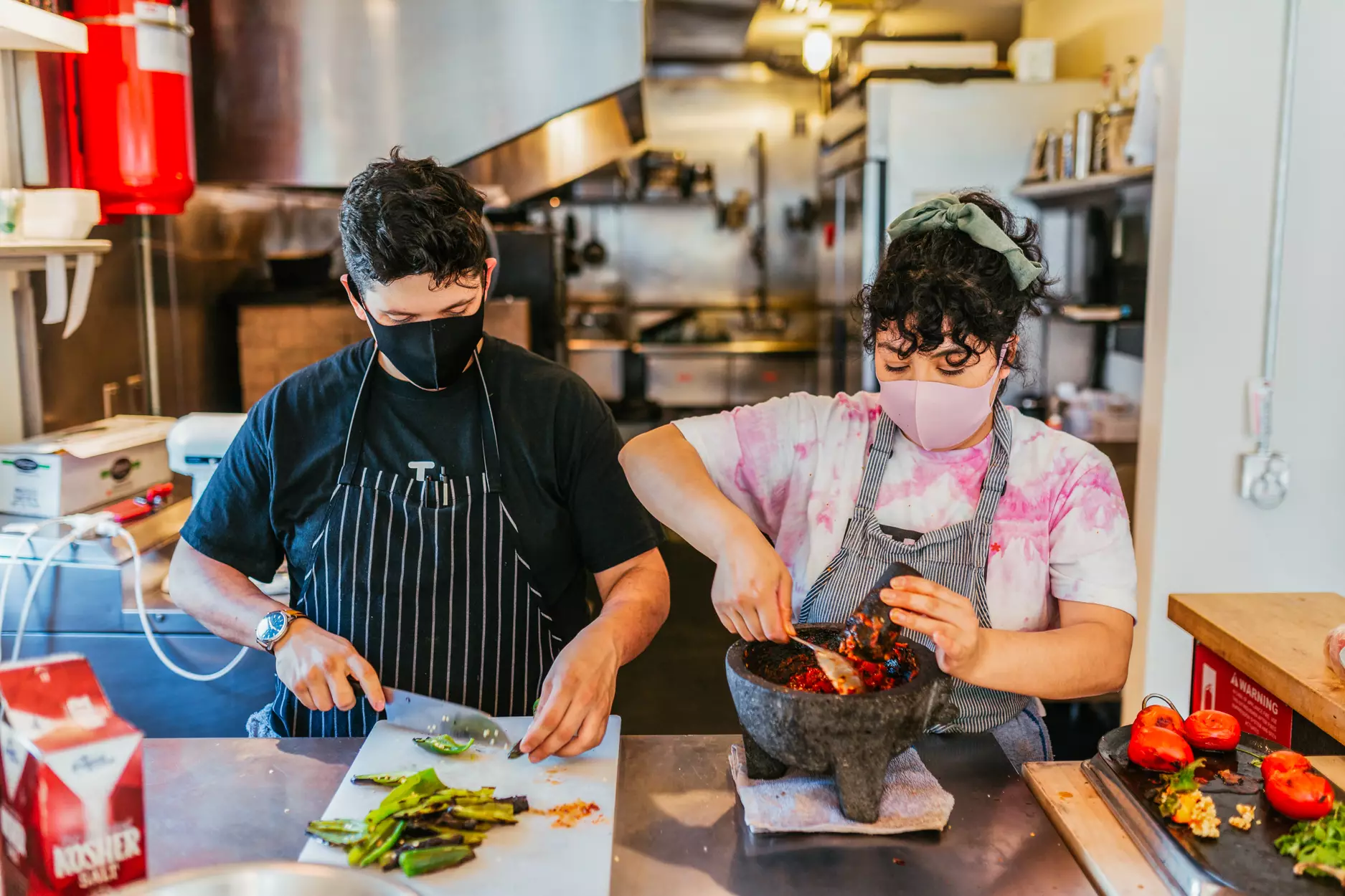 Ondersteun Out Of Work Chefs Side Hustles | Pancita